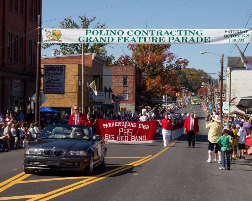 Grand Feature Parade | Mountain State Forest Festival
